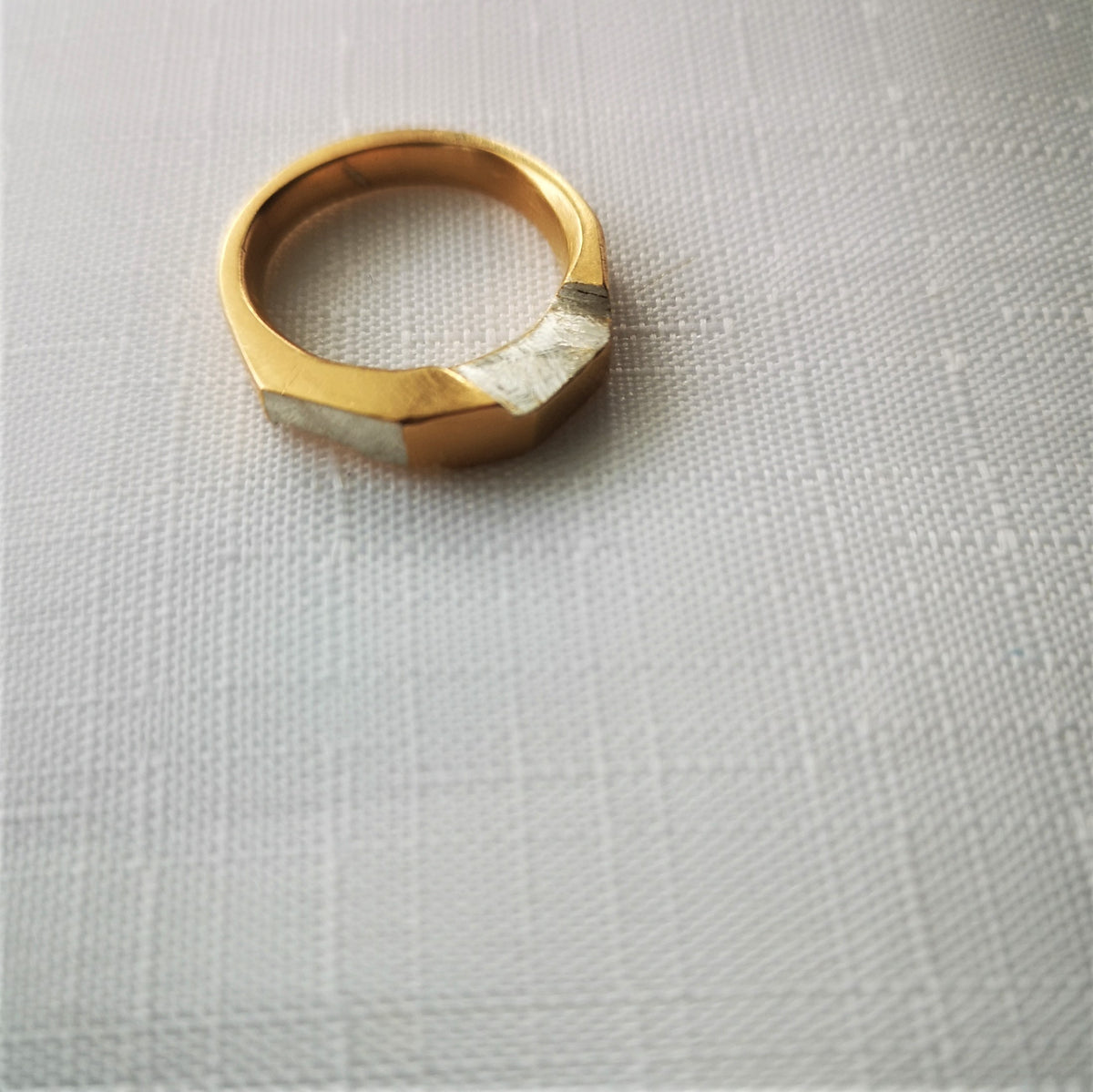 Curvilinear Ring – Bybri Jewellery